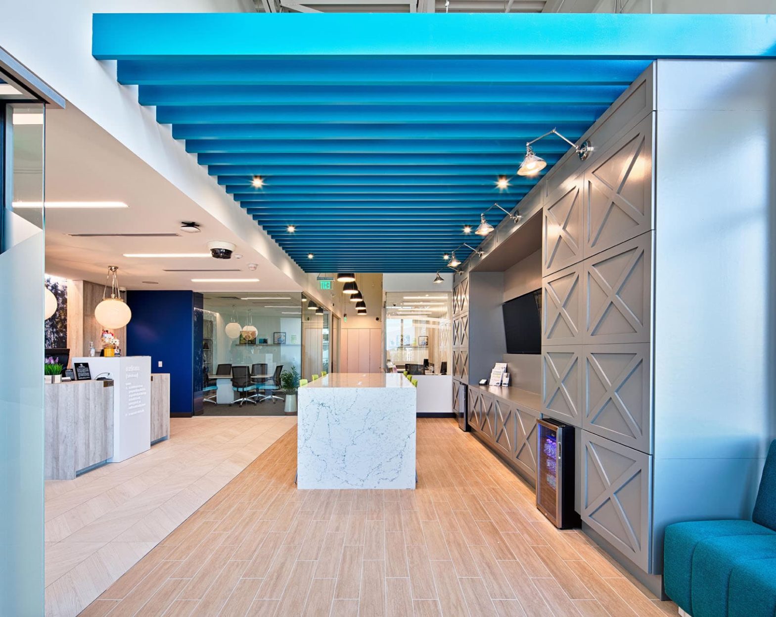 Axiom Bank - Interstruct