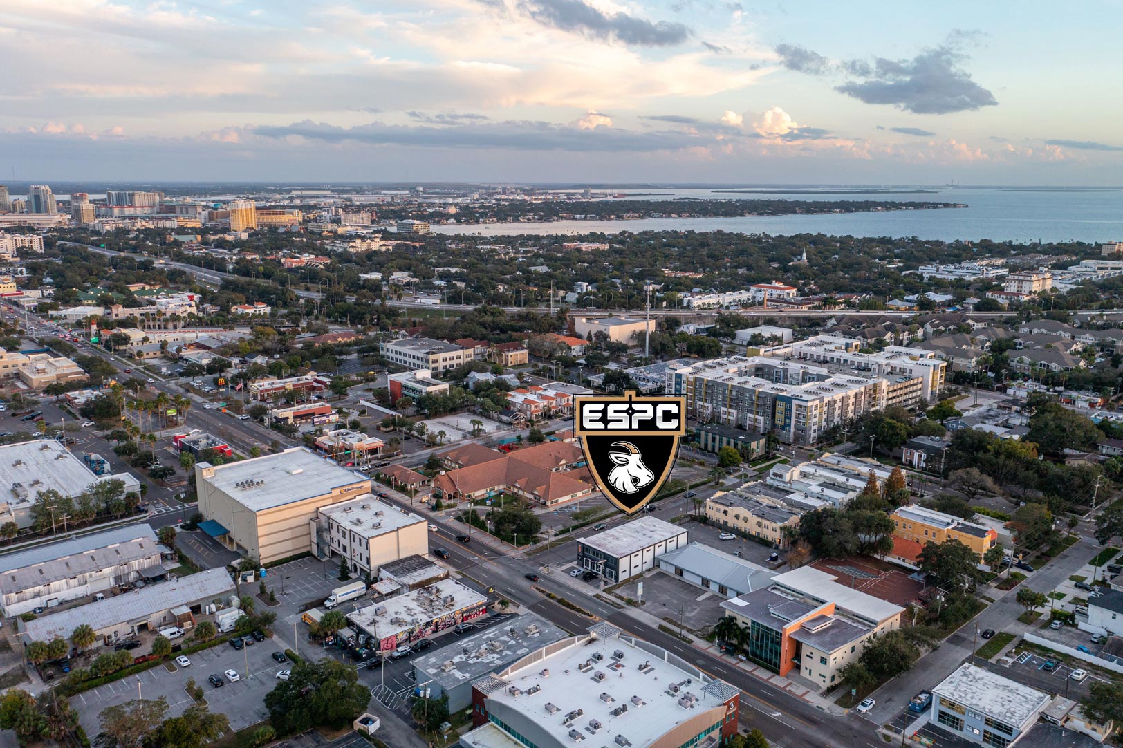 Esports Players Club - Interstruct