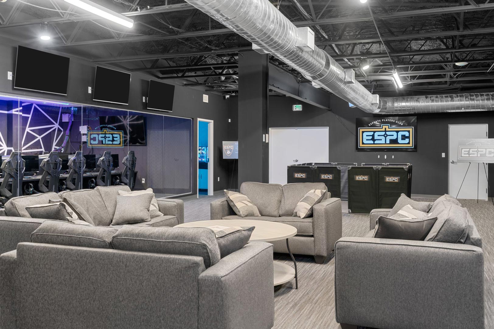 Esports Players Club - Interstruct