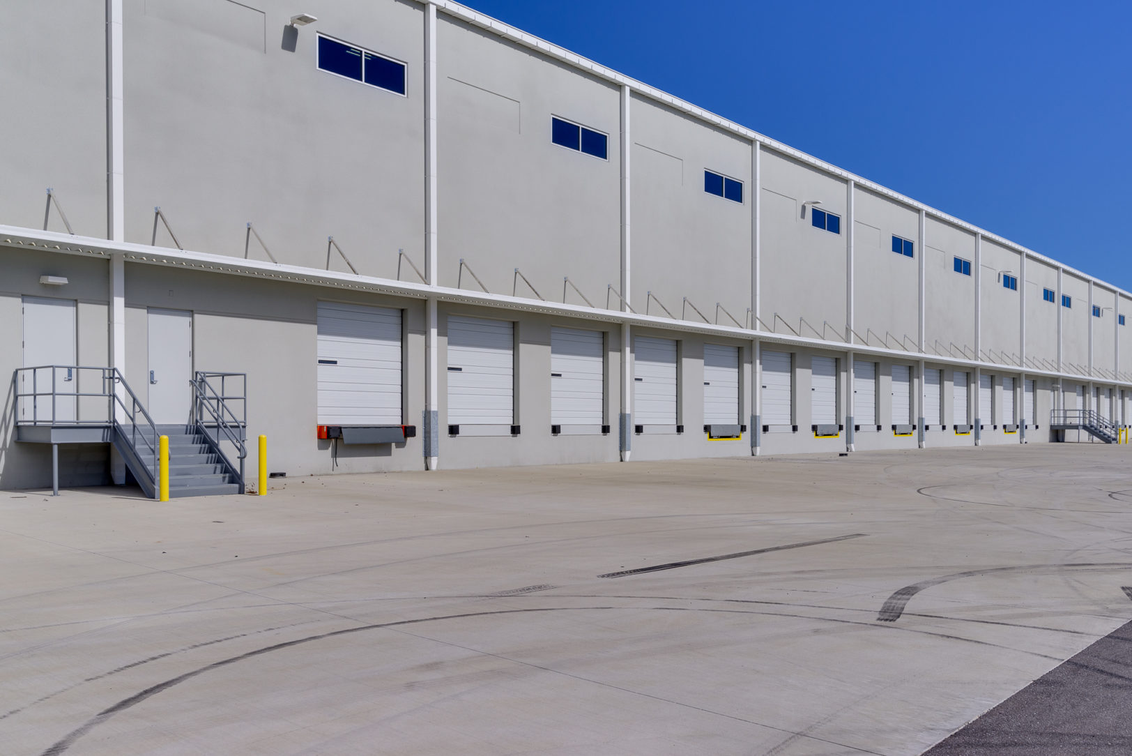 Fancy Farms Distribution Center - Interstruct