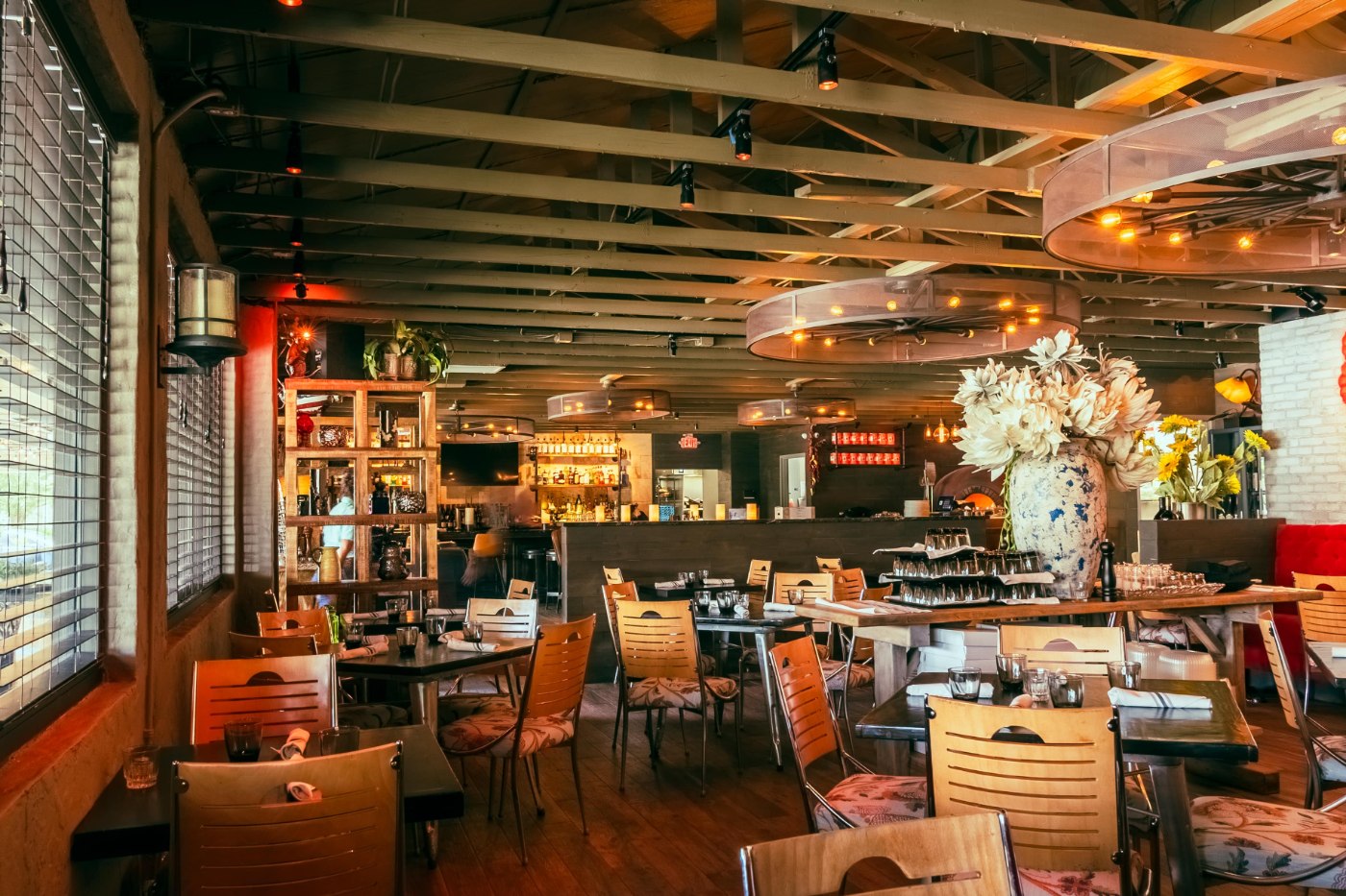 F&D Woodfired Italian Kitchen - Interstruct