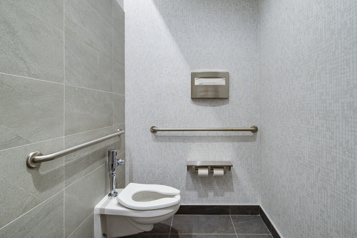 MetWest One Restrooms Renovation - Interstruct